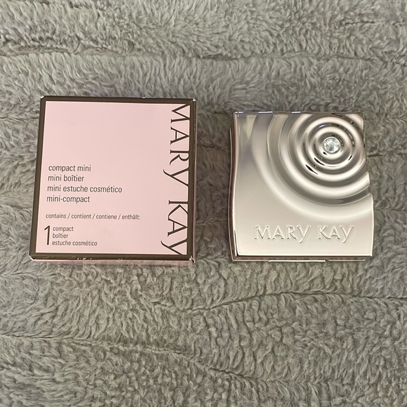 Mary Kay | Makeup | New Mary Kay Rose Gold Mini Compact | Poshmark
